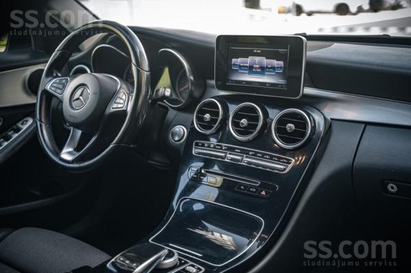 Balts Mercedes-Benz C 180 2016 Rīga, ar dzinēja tilpumu 1.60 L un nobraukumu 247 tūkst. km par 18710 €, foto 7 vietnē AUTOMOTO.COM.LV