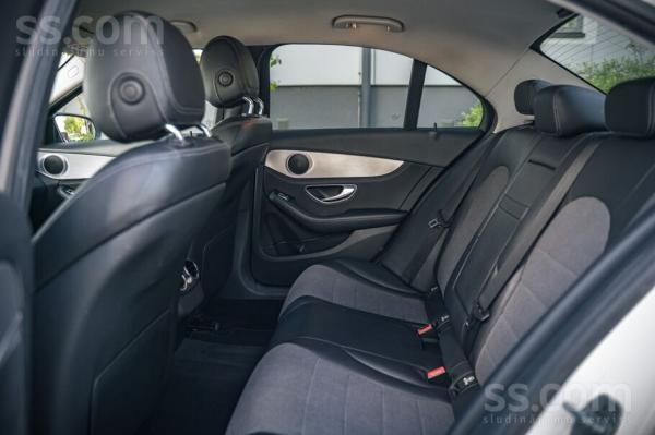 Balts Mercedes-Benz C 180 2016 Rīga, ar dzinēja tilpumu 1.60 L un nobraukumu 247 tūkst. km par 18710 €, foto 10 vietnē AUTOMOTO.COM.LV