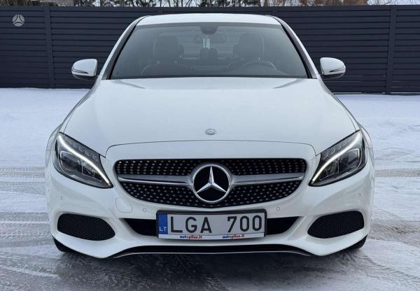 White Mercedes-Benz C 180 2017 in Vilkaviskis, with an engine capacity of 1.60 L and mileage of 185 thousand km for 14999 €, photo 2 on AUTOMOTO.COM.LV