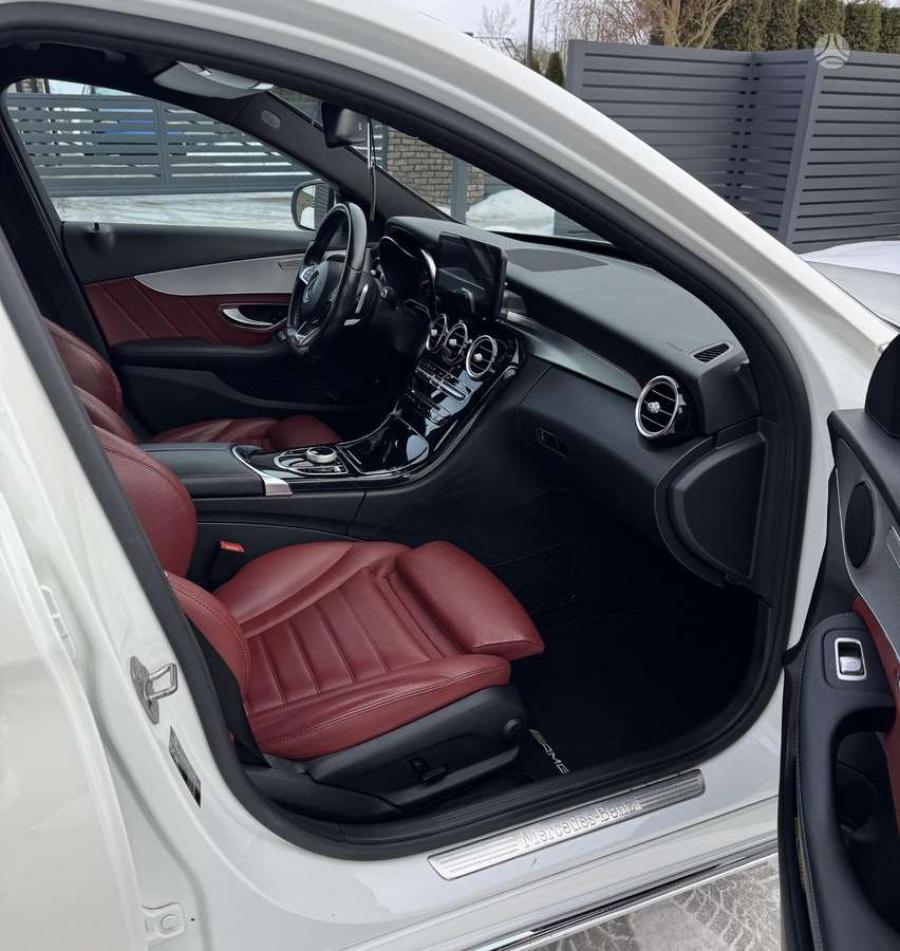 White Mercedes-Benz C 180 2017 in Vilkaviskis, with an engine capacity of 1.60 L and mileage of 185 thousand km for 14999 €, photo 15 on AUTOMOTO.COM.LV