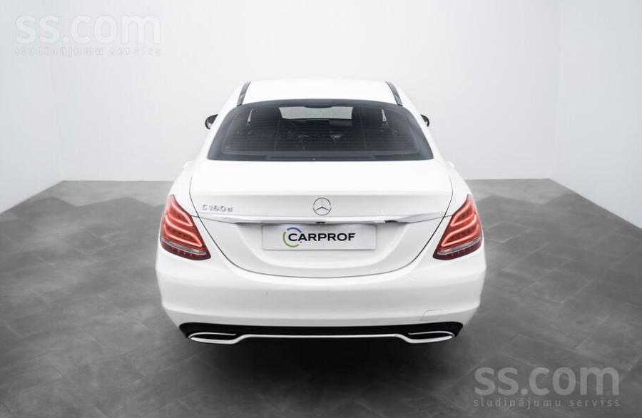 White Mercedes-Benz C 180 2018 in Tallinn, with an engine capacity of 1.60 L and mileage of 269 thousand km for 12499 €, photo 6 on AUTOMOTO.COM.LV