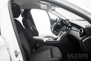White Mercedes-Benz C 180 2018 in Tallinn, with an engine capacity of 1.60 L and mileage of 269 thousand km for 12499 €, photo 11 on AUTOMOTO.COM.LV