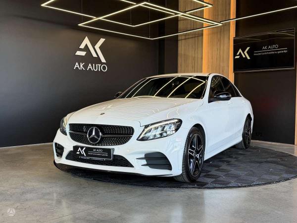 White Mercedes-Benz C 180 2019 in Kaunas, with an engine capacity of 1.60 L and mileage of 138 thousand km for 20990 €, photo 5 on AUTOMOTO.COM.LV