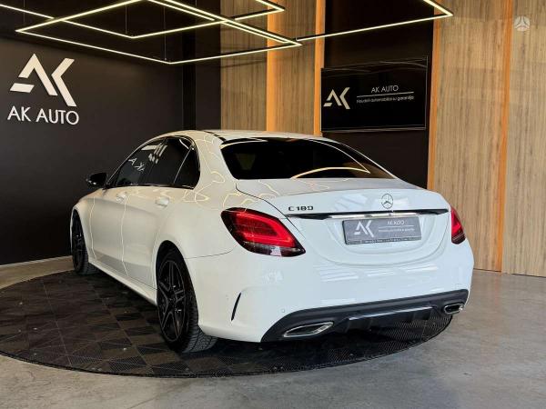 White Mercedes-Benz C 180 2019 in Kaunas, with an engine capacity of 1.60 L and mileage of 138 thousand km for 20990 €, photo 9 on AUTOMOTO.COM.LV