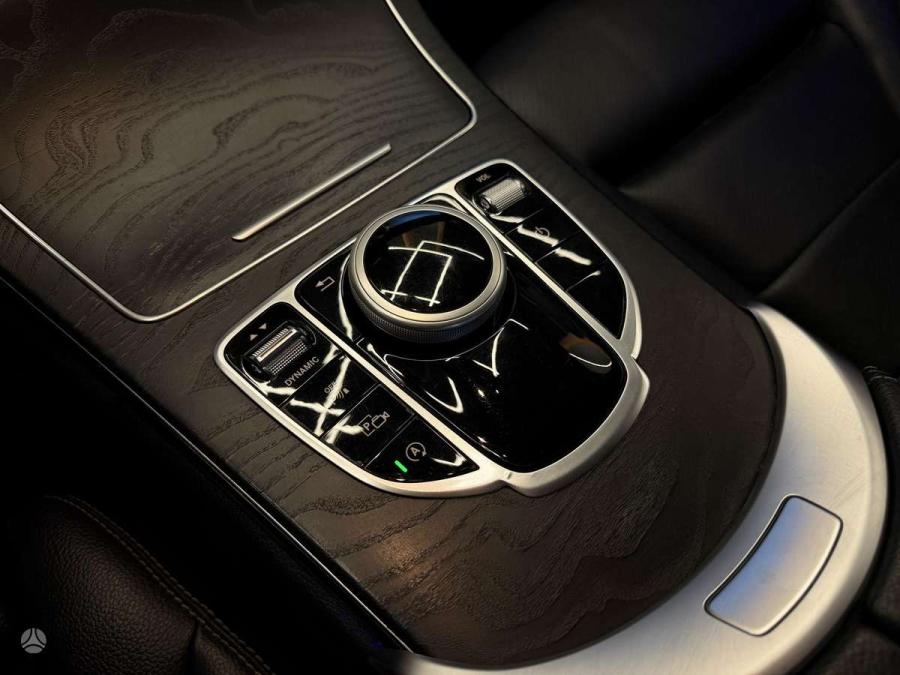 Белый Мерседес Ц 180 2019 в Каунас, объемом двигателя 1.60 л и пробегом 138 тыс. км за 20990 €, фото 27 на AUTOMOTO.COM.LV