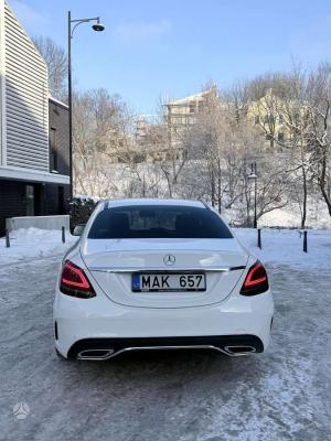 Balts Mercedes-Benz C 180 2020 Viļņa, ar dzinēja tilpumu 1.50 L un nobraukumu 91 tūkst. km par 24890 €, foto 10 vietnē AUTOMOTO.COM.LV