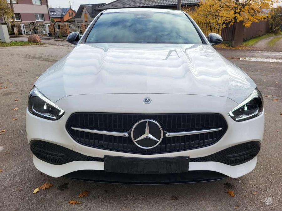 White Mercedes-Benz C 180 2022 in Kaunas, with an engine capacity of 1.50 L and mileage of 17 thousand km for 31900 €, photo 1 on AUTOMOTO.COM.LV