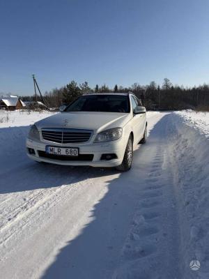 Balts Mercedes-Benz C 180 2008 Viļņa, ar dzinēja tilpumu 1.79 L un nobraukumu 338 tūkst. km par 2850 €, foto 2 vietnē AUTOMOTO.COM.LV