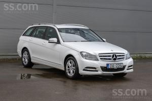 White Mercedes-Benz C 180 2013 in Riga, with an engine capacity of 2.10 L and mileage of 0 thousand km for 7500 €, photo 3 on AUTOMOTO.COM.LV