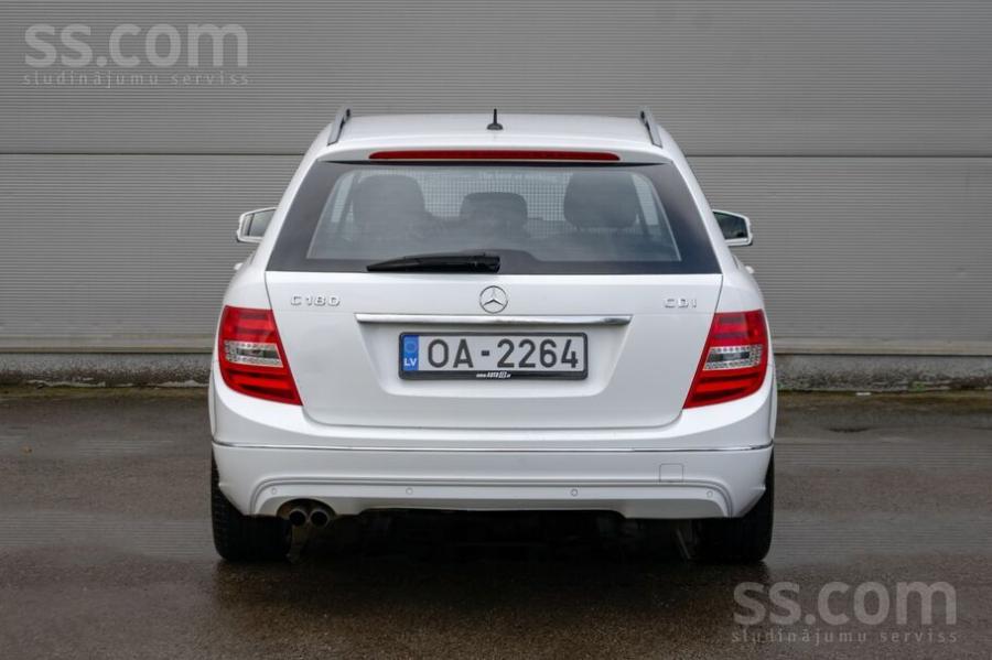 White Mercedes-Benz C 180 2013 in Riga, with an engine capacity of 2.10 L and mileage of 0 thousand km for 7500 €, photo 5 on AUTOMOTO.COM.LV