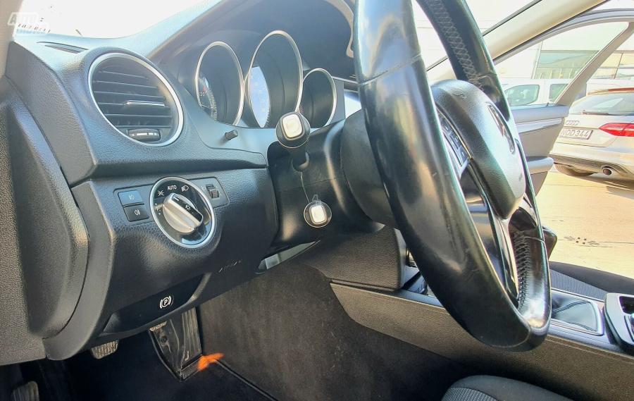 Balts Mercedes-Benz C 180 2014 Viļņa, ar dzinēja tilpumu 2.10 L un nobraukumu 300 tūkst. km par 3800 €, foto 8 vietnē AUTOMOTO.COM.LV
