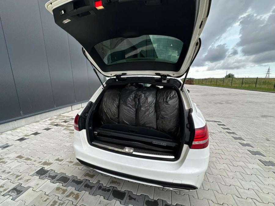 Balts Mercedes-Benz C 180 2014 Klaipėda, ar dzinēja tilpumu 1.60 L un nobraukumu 223 tūkst. km par 12900 €, foto 16 vietnē AUTOMOTO.COM.LV