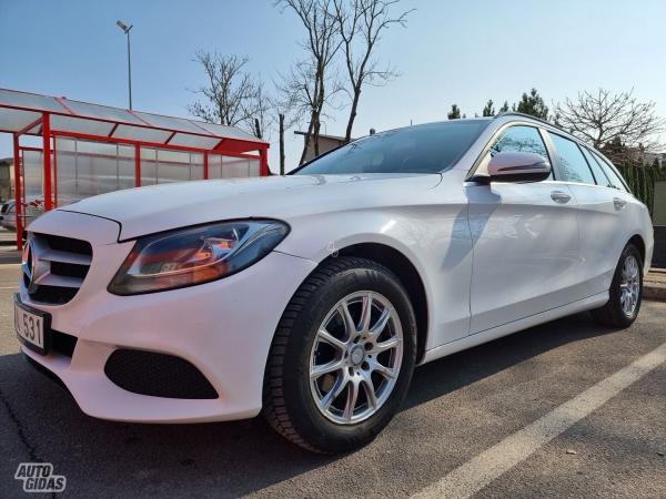 Balts Mercedes-Benz C 180 2017 Kauņa, ar dzinēja tilpumu 1.60 L un nobraukumu 215 tūkst. km par 10000 €, foto 1 vietnē AUTOMOTO.COM.LV