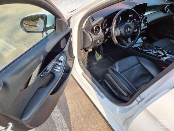 Balts Mercedes-Benz C 180 2017 Kauņa, ar dzinēja tilpumu 1.60 L un nobraukumu 215 tūkst. km par 10000 €, foto 9 vietnē AUTOMOTO.COM.LV