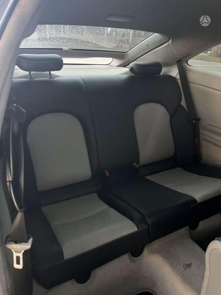 Melns Mercedes-Benz C 200 2007 Marijampole, ar dzinēja tilpumu 2.15 L un nobraukumu 330 tūkst. km par 2300 €, foto 13 vietnē AUTOMOTO.COM.LV