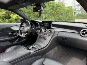 Black Mercedes-Benz C 200 2016 in Kaunas, with an engine capacity of 2.00 L and mileage of 176 thousand km for 14800 €, photo 3 on AUTOMOTO.COM.LV