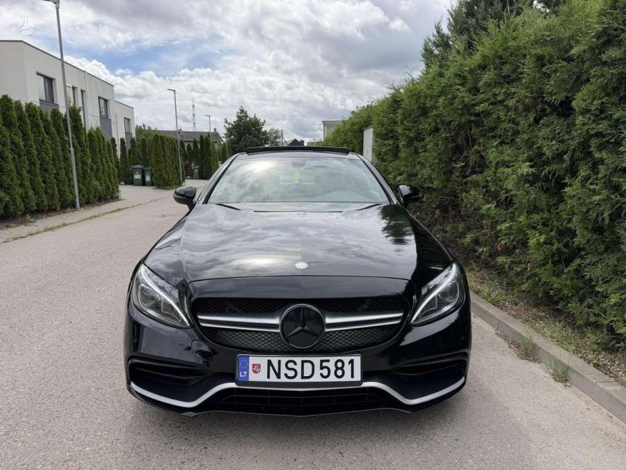 Black Mercedes-Benz C 200 2016 in Kaunas, with an engine capacity of 2.00 L and mileage of 176 thousand km for 14800 €, photo 5 on AUTOMOTO.COM.LV