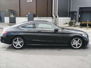 Black Mercedes-Benz C 200 2016 in Vilnius, with an engine capacity of 2.00 L and mileage of 177 thousand km for 16800 €, photo 9 on AUTOMOTO.COM.LV