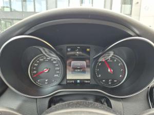 Black Mercedes-Benz C 200 2017 in Vilnius, with an engine capacity of 1.99 L and mileage of 134 thousand km for 17990 €, photo 7 on AUTOMOTO.COM.LV