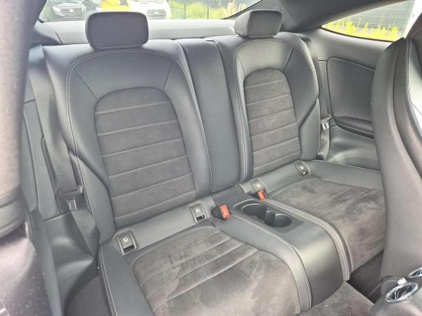Black Mercedes-Benz C 200 2017 in Vilnius, with an engine capacity of 1.99 L and mileage of 134 thousand km for 17990 €, photo 8 on AUTOMOTO.COM.LV