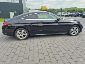 Black Mercedes-Benz C 200 2017 in Vilnius, with an engine capacity of 1.99 L and mileage of 134 thousand km for 17990 €, photo 11 on AUTOMOTO.COM.LV