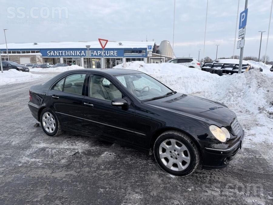 Melns Mercedes-Benz C 200 2005 Rīga, ar dzinēja tilpumu 1.80 L un nobraukumu 335 tūkst. km par 1900 €, foto 3 vietnē AUTOMOTO.COM.LV