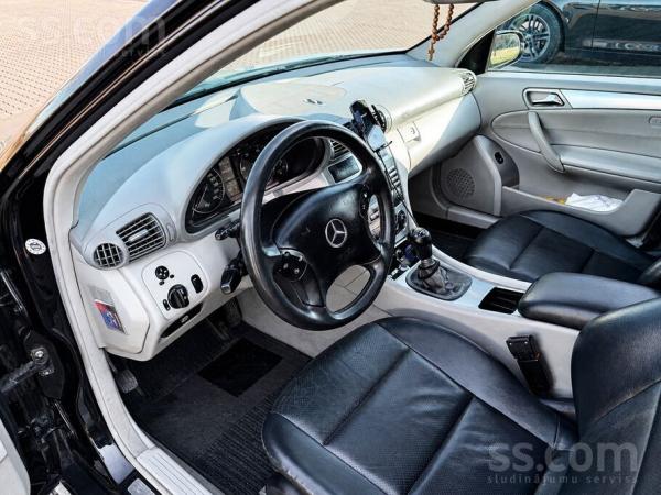 Melns Mercedes-Benz C 200 2005 Ventspils, ar dzinēja tilpumu 2.20 L un nobraukumu 346 tūkst. km par 3400 €, foto 7 vietnē AUTOMOTO.COM.LV