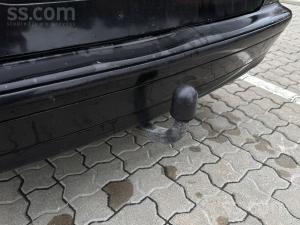 Black Mercedes-Benz C 200 2005 in Riga, with an engine capacity of 2.00 L and mileage of 499 thousand km for 1470 €, photo 14 on AUTOMOTO.COM.LV