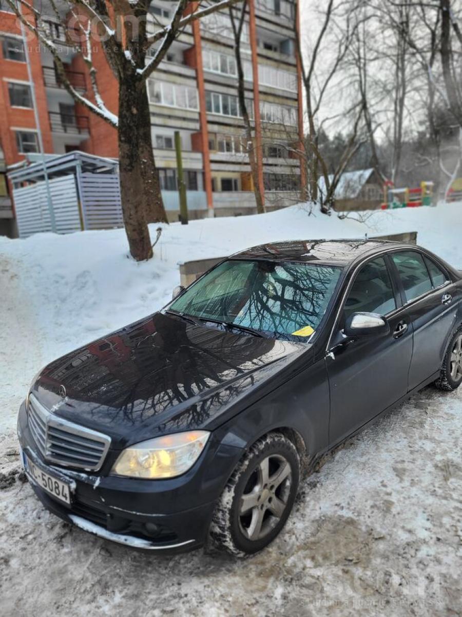 Melns Mercedes-Benz C 200 2007 Rīga, ar dzinēja tilpumu 2.10 L un nobraukumu 0 tūkst. km par 3100 €, foto 2 vietnē AUTOMOTO.COM.LV