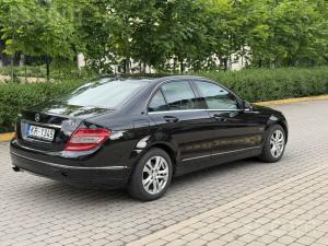 Melns Mercedes-Benz C 200 2008 Rīga, ar dzinēja tilpumu 2.20 L un nobraukumu 328 tūkst. km par 4850 €, foto 7 vietnē AUTOMOTO.COM.LV