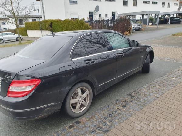 Melns Mercedes-Benz C 200 2008 Jelgava, ar dzinēja tilpumu 2.20 L un nobraukumu 190 tūkst. km par 5800 €, foto 4 vietnē AUTOMOTO.COM.LV
