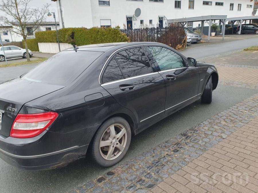 Melns Mercedes-Benz C 200 2008 Jelgava, ar dzinēja tilpumu 2.20 L un nobraukumu 190 tūkst. km par 5800 €, foto 5 vietnē AUTOMOTO.COM.LV