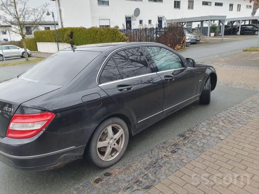 Melns Mercedes-Benz C 200 2008 Jelgava, ar dzinēja tilpumu 2.20 L un nobraukumu 190 tūkst. km par 5800 €, foto 6 vietnē AUTOMOTO.COM.LV