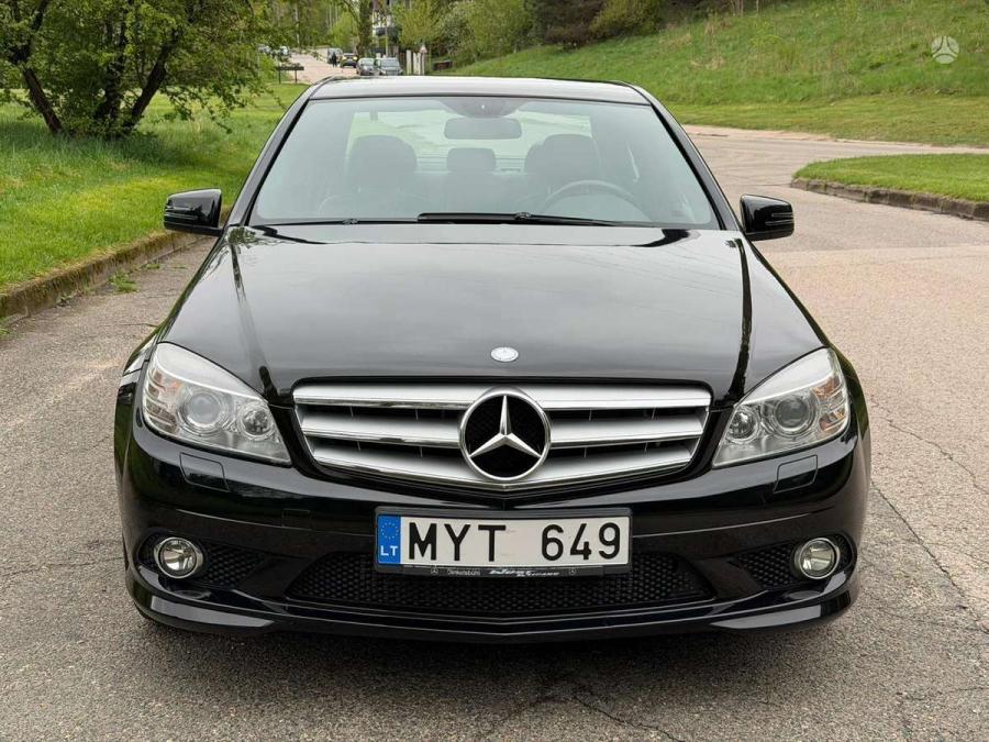 Melns Mercedes-Benz C 200 2008 Šauļi, ar dzinēja tilpumu 1.80 L un nobraukumu 227 tūkst. km par 6400 €, foto 11 vietnē AUTOMOTO.COM.LV