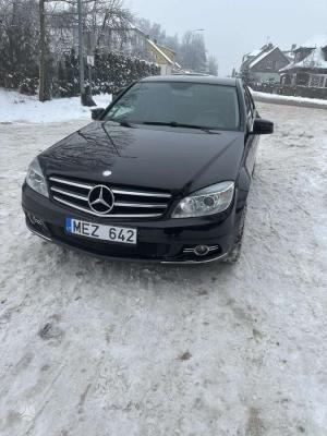Melns Mercedes-Benz C 200 2010 Tauragė, ar dzinēja tilpumu 2.10 L un nobraukumu 275 tūkst. km par 4500 €, foto 2 vietnē AUTOMOTO.COM.LV