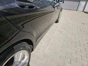 Melns Mercedes-Benz C 200 2011 Viļņa, ar dzinēja tilpumu 2.15 L un nobraukumu 279 tūkst. km par 3150 €, foto 8 vietnē AUTOMOTO.COM.LV