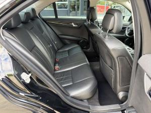 Black Mercedes-Benz C 200 2011 in Panevezys, with an engine capacity of 2.14 L and mileage of 273 thousand km for 4900 €, photo 32 on AUTOMOTO.COM.LV