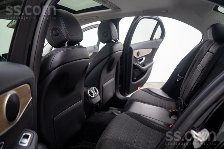 Melns Mercedes-Benz C 200 2014 Tallina, ar dzinēja tilpumu 1.60 L un nobraukumu 302 tūkst. km par 9998 €, foto 11 vietnē AUTOMOTO.COM.LV