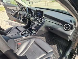 Melns Mercedes-Benz C 200 2015 Šauļi, ar dzinēja tilpumu 1.60 L un nobraukumu 236 tūkst. km par 9900 €, foto 11 vietnē AUTOMOTO.COM.LV