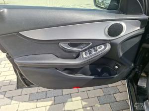 Melns Mercedes-Benz C 200 2015 Šauļi, ar dzinēja tilpumu 1.60 L un nobraukumu 236 tūkst. km par 9900 €, foto 17 vietnē AUTOMOTO.COM.LV