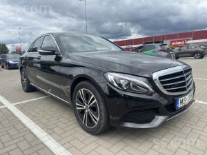 Черный Мерседес Ц 200 2015 в Рига, объемом двигателя 1.60 л и пробегом 239 тыс. км за 13200 €, фото 4 на AUTOMOTO.COM.LV