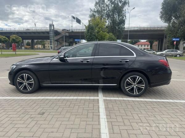 Black Mercedes-Benz C 200 2015 in Riga, with an engine capacity of 1.60 L and mileage of 239 thousand km for 13200 €, photo 6 on AUTOMOTO.COM.LV
