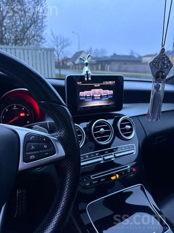 Black Mercedes-Benz C 200 2016 in Liepaja, with an engine capacity of 2.10 L and mileage of 265 thousand km for 18000 €, photo 5 on AUTOMOTO.COM.LV