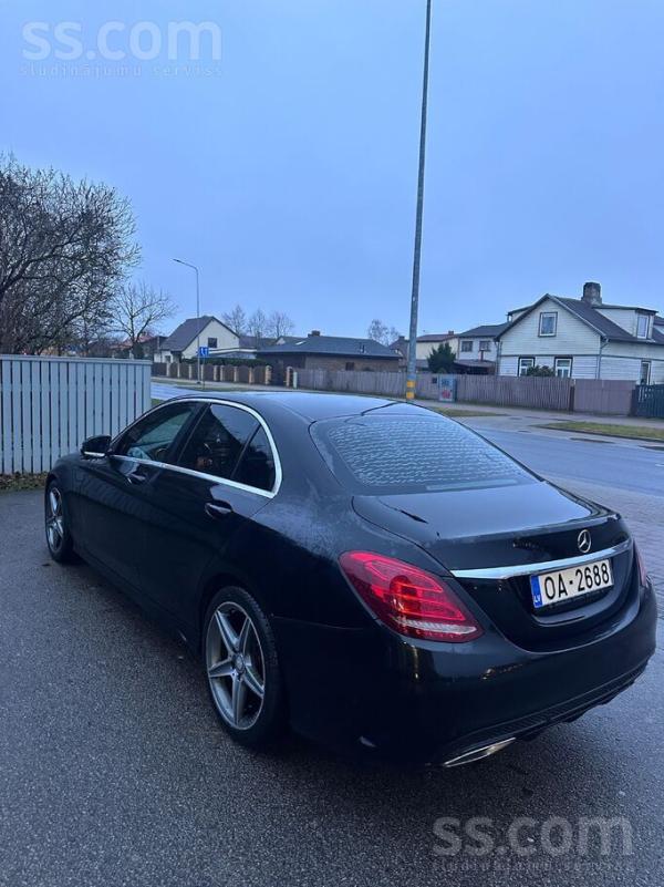 Black Mercedes-Benz C 200 2016 in Liepaja, with an engine capacity of 2.10 L and mileage of 265 thousand km for 18000 €, photo 10 on AUTOMOTO.COM.LV