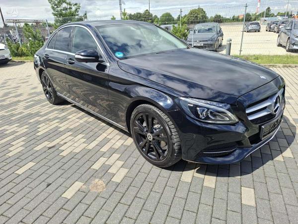 Black Mercedes-Benz C 200 2016 in Siauliai, with an engine capacity of 1.60 L and mileage of 234 thousand km for 9900 €, photo 2 on AUTOMOTO.COM.LV