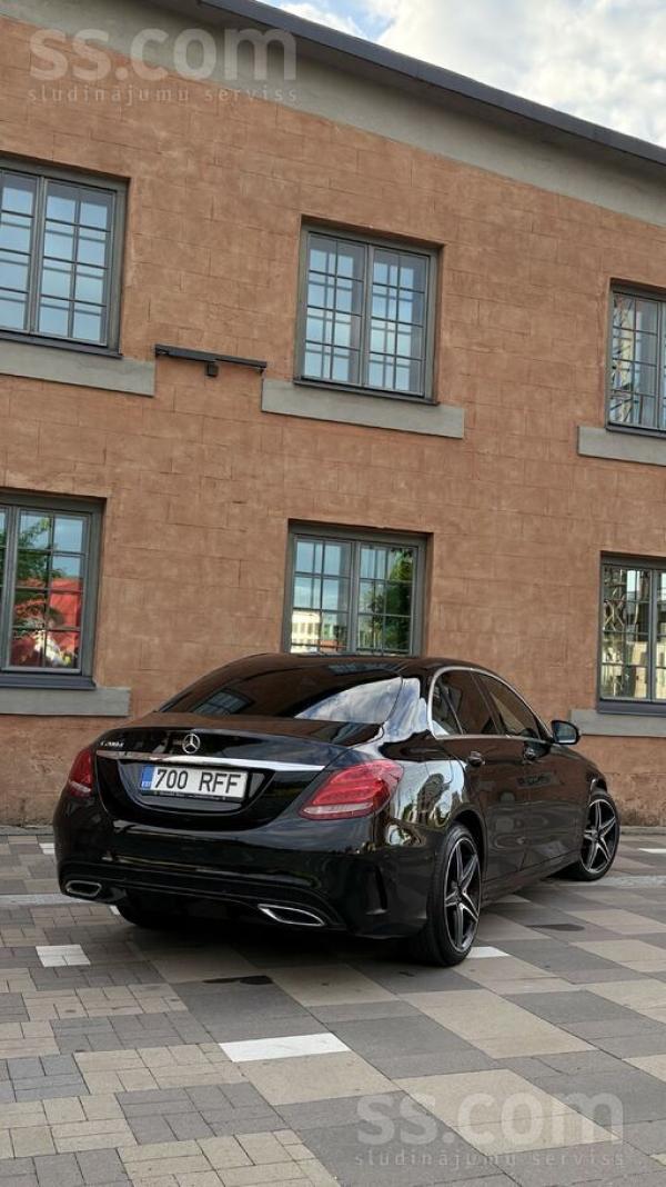 Black Mercedes-Benz C 200 2016 in Tallinn, with an engine capacity of 1.60 L and mileage of 155 thousand km for 18500 €, photo 2 on AUTOMOTO.COM.LV