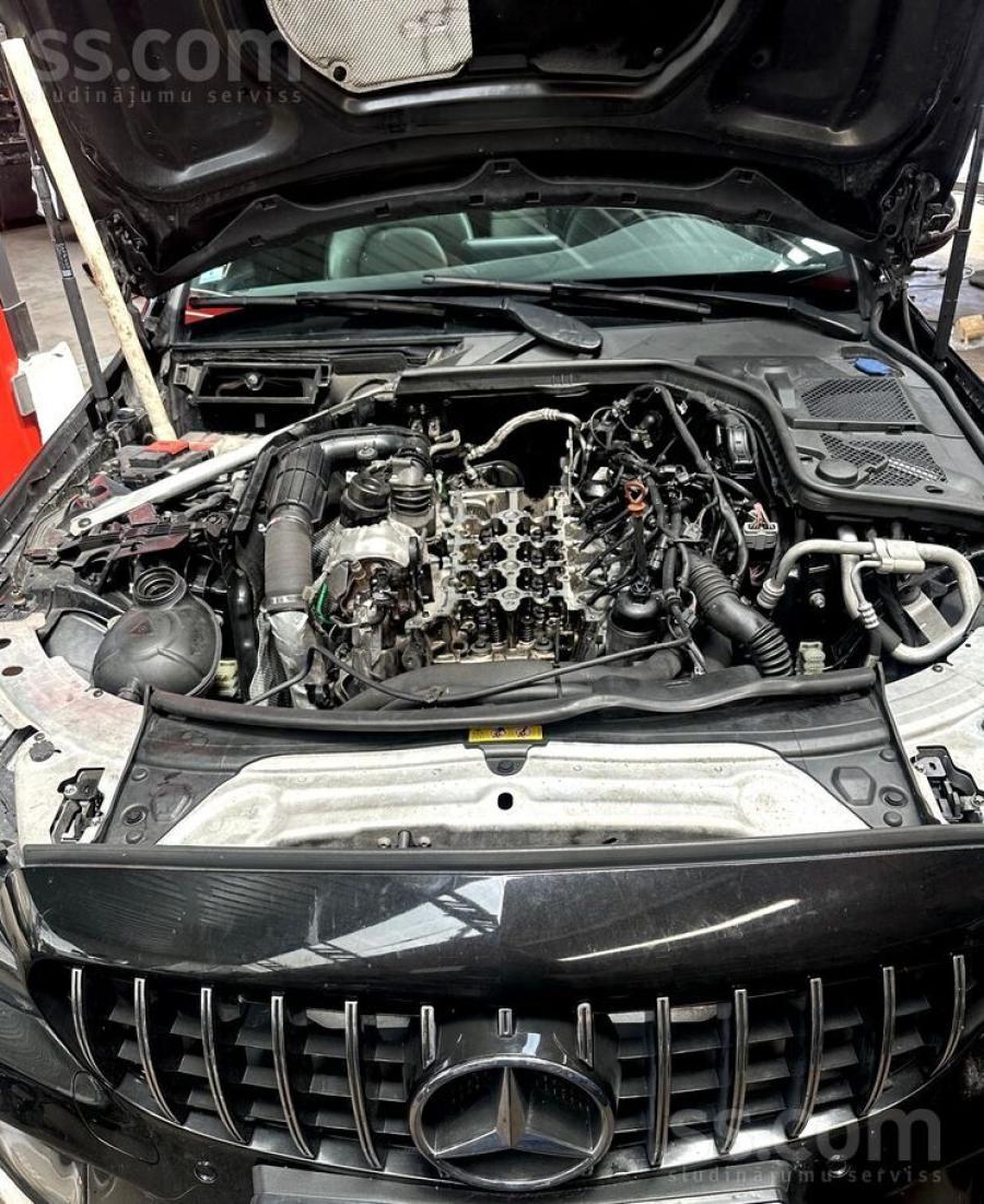 Melns Mercedes-Benz C 200 2016 Tallina, ar dzinēja tilpumu 1.60 L un nobraukumu 155 tūkst. km par 18500 €, foto 13 vietnē AUTOMOTO.COM.LV