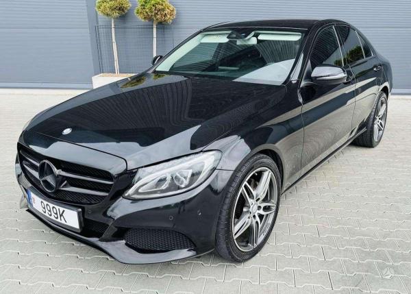 Black Mercedes-Benz C 200 2017 in Siauliai, with an engine capacity of 1.99 L and mileage of 73 thousand km for 19500 €, photo 2 on AUTOMOTO.COM.LV