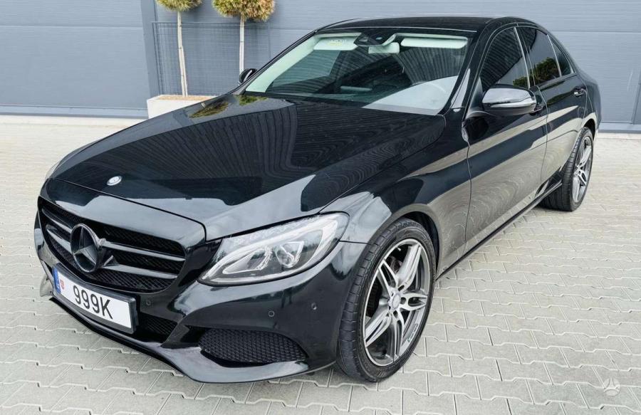 Black Mercedes-Benz C 200 2017 in Siauliai, with an engine capacity of 1.99 L and mileage of 73 thousand km for 19500 €, photo 5 on AUTOMOTO.COM.LV