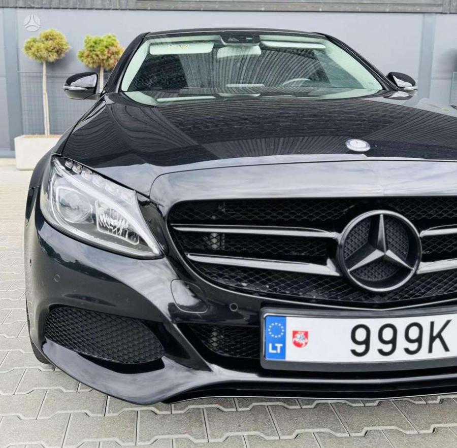Black Mercedes-Benz C 200 2017 in Siauliai, with an engine capacity of 1.99 L and mileage of 73 thousand km for 19500 €, photo 23 on AUTOMOTO.COM.LV